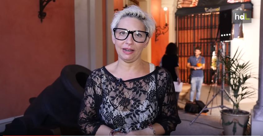 El granito de luz de la periodista Beatriz Díaz